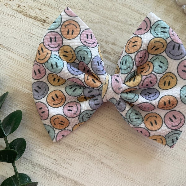 Smiley Face Bow - Etsy