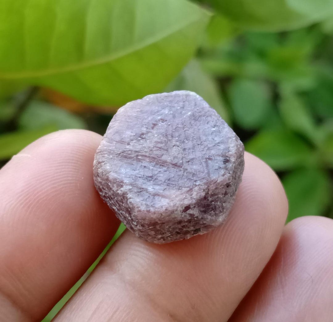 31.1 Crt. Hexagon Ruby, Natural. Rough. (unheated & Untreated). - Etsy