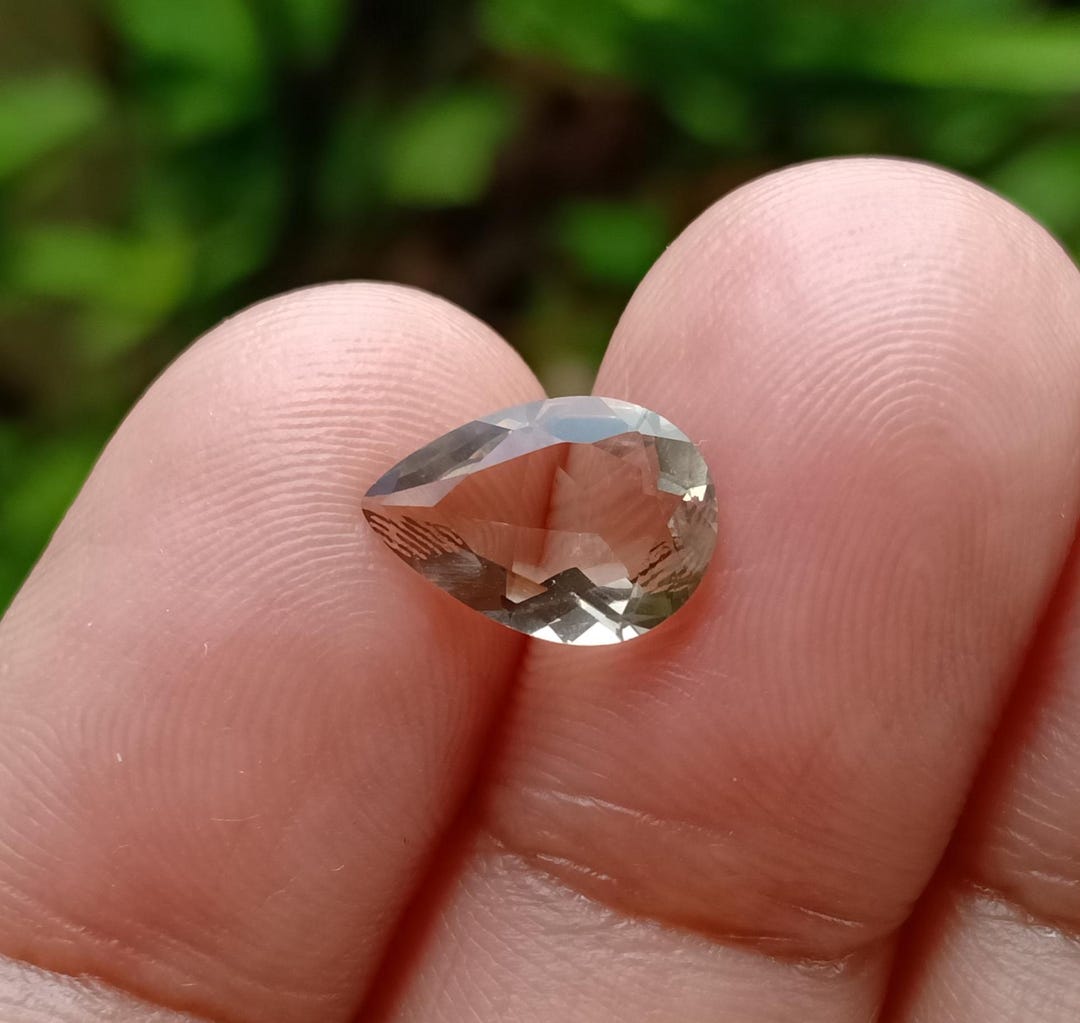1.46 Crt. Color Change Quartz. Natural. - Etsy