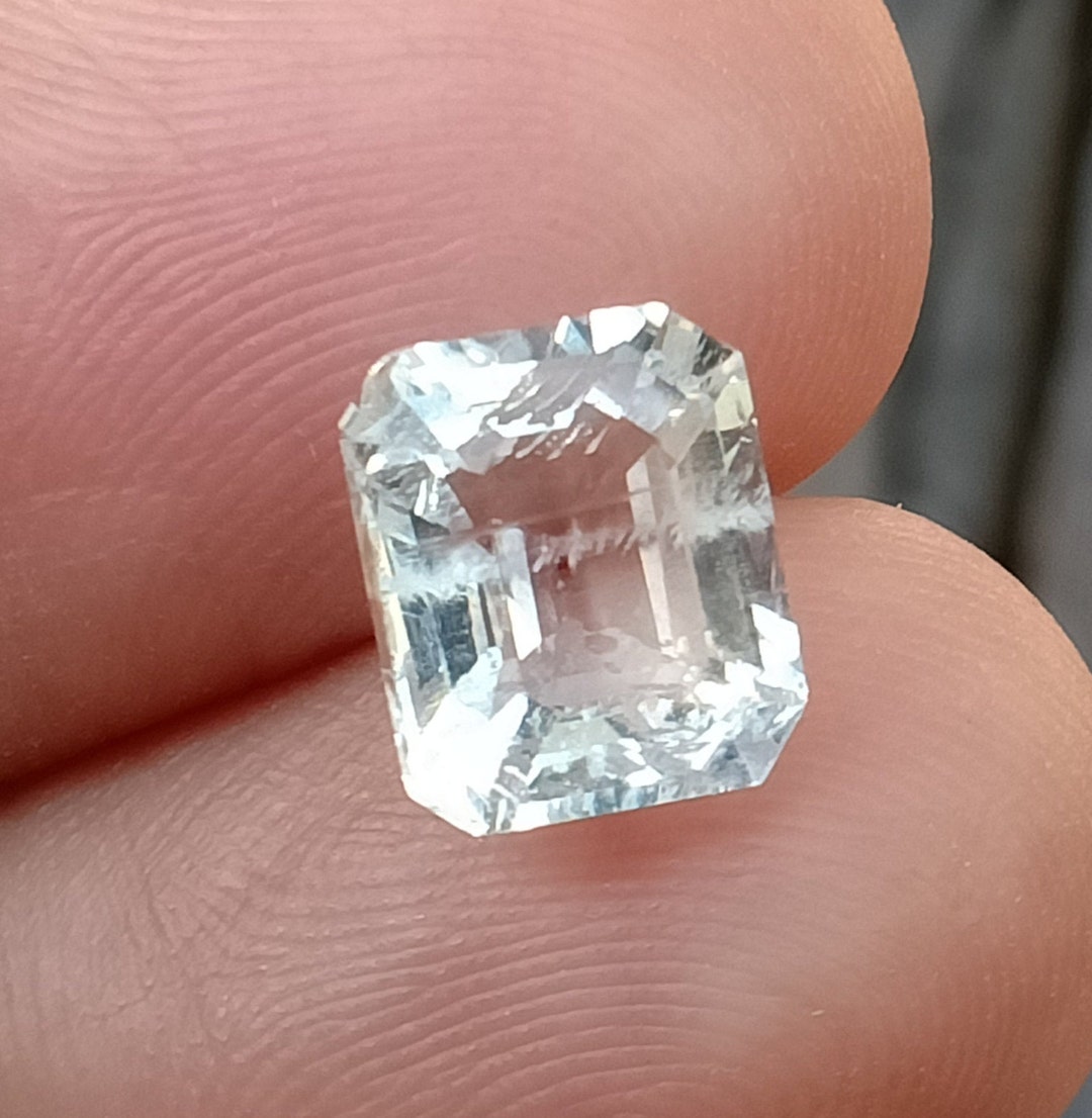 2.07 Crt. Goshenite (colorless Beryl). Natural. Facet. - Etsy