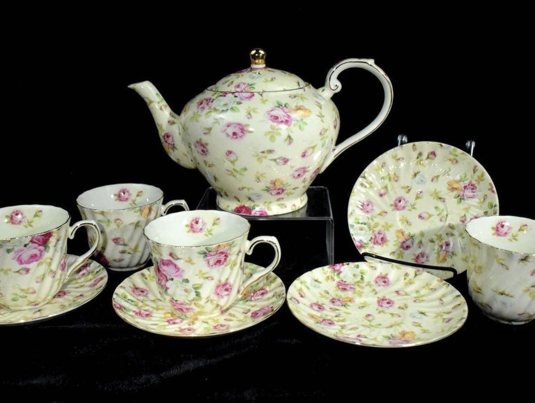 Floral Teapot Four Teacups and Saucers Roses Theme Teapot - Etsy