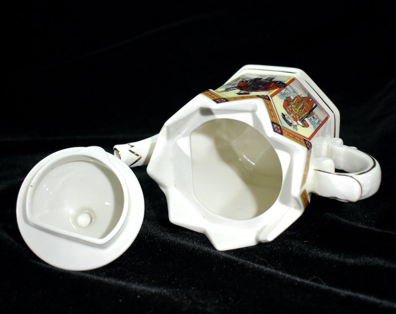 Teapot Sadler Teapot Tower of London England - Etsy