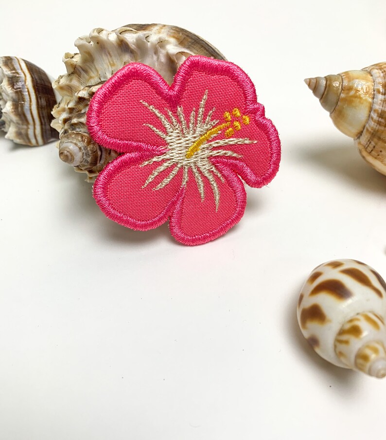 Embroidered Hibiscus Hawaiian Flower Iron on Patch Flamingo - Etsy