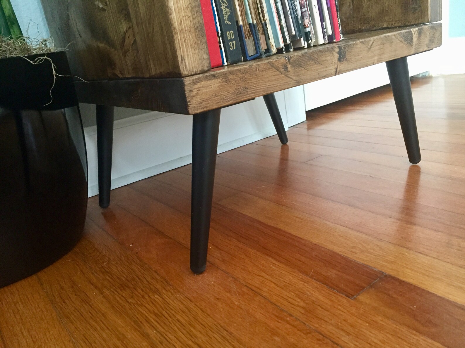 SHIPS in 7 DAYS: Mid Century Modern Record Album Stand / | Etsy