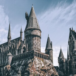 Wizard School Wallpaper Mural / Wizard Castle Wallpaper / Wizarding ...