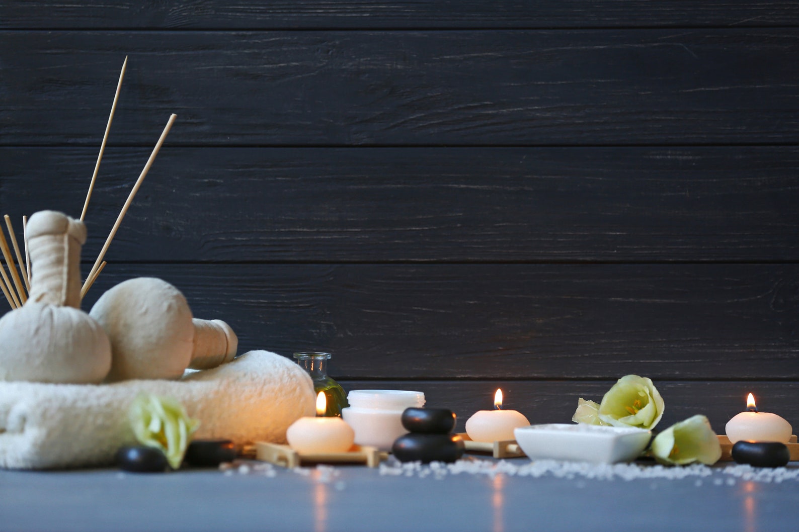 Spa Wallpaper / Spa Room Photo Wallpaper / Spa Room Fotobehang / Spa ...