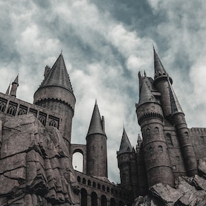 Wizarding World Wallpaper Mural / Wizard School Wallpaper / Wizard ...