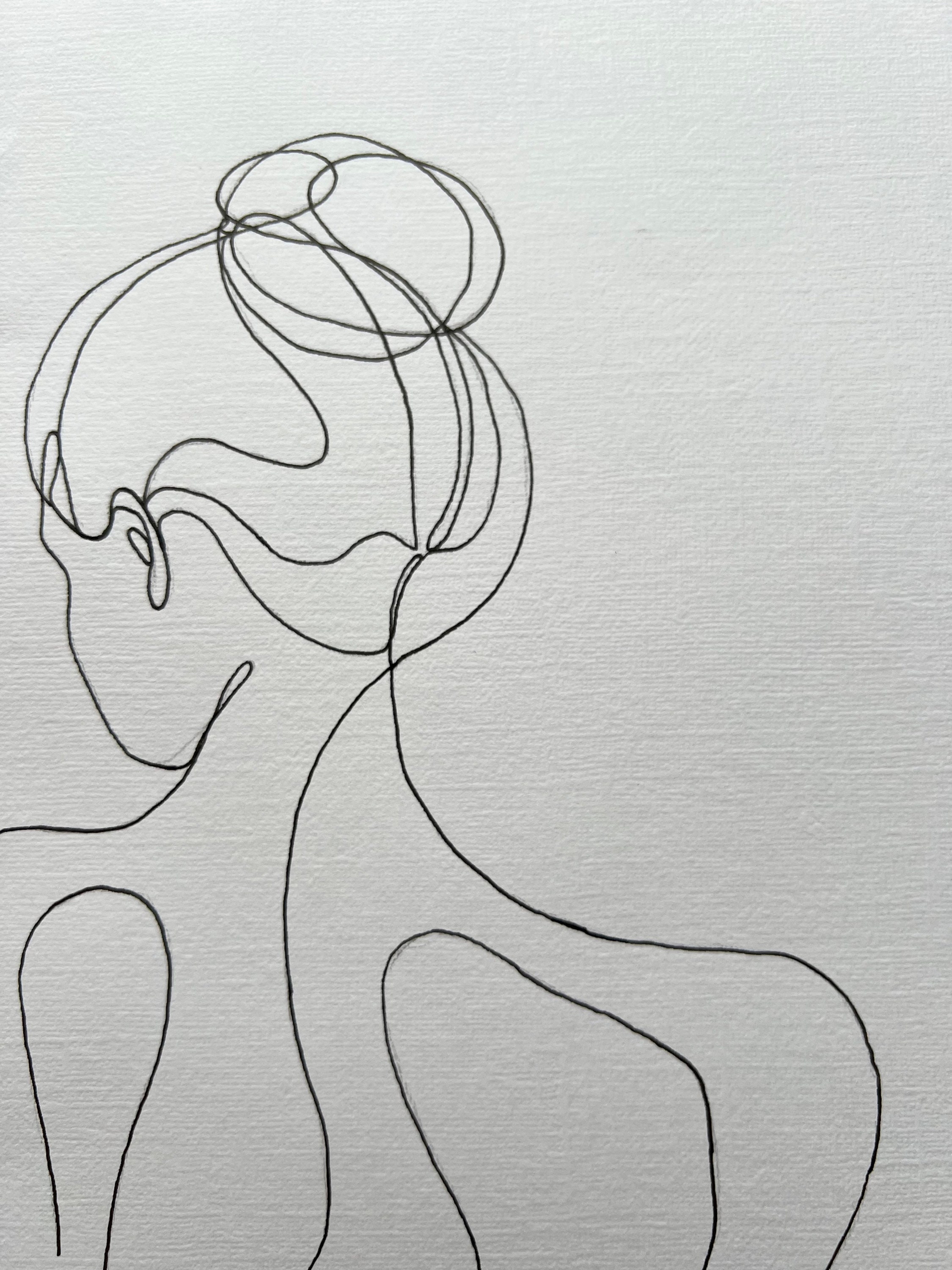 Female Body Line Drawing Female Figure Line Art Abstract Minimalistic ...