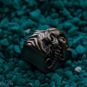 The Great Old One - Cthulhu Solid Bronze Metal Premium Keycap Artisan ...