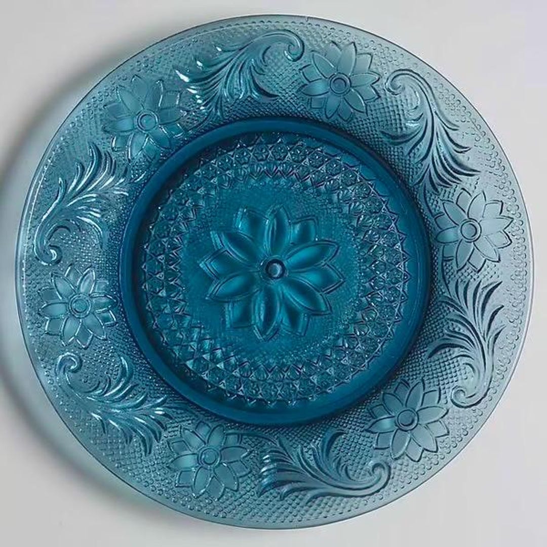 Vintage Indiana Tiara Bicentennial Blue Plate Salad Plate Vintage Glass ...