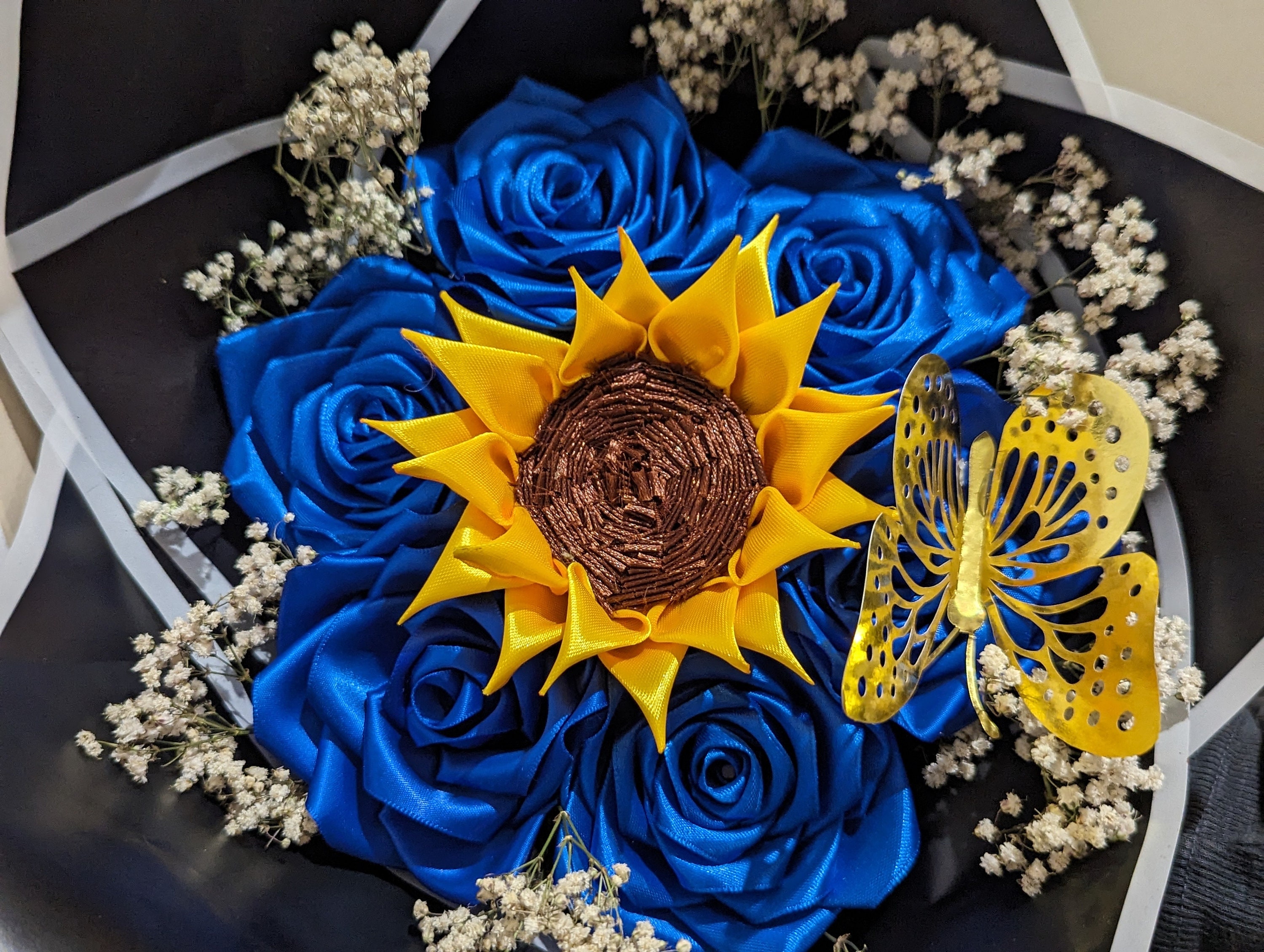 Everlasting/eternal (ribbon Roses)6roses and Sunflower Bouquet - Etsy
