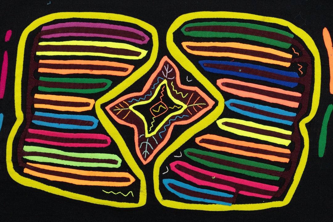 Moon and Star Mola Guna Mola Art, Kuna Wall Decor, Handmade Textiles ...