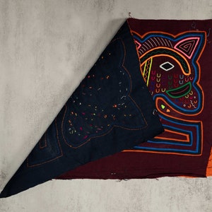 Puppy Dogs Ready for Show Mola Wall Art – Handmade Panama Textile ...