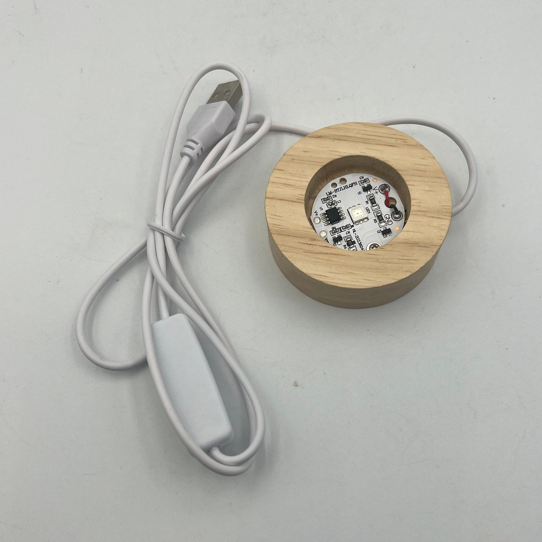 Natural Wood LED Crystal Sphere Stand, Gemstone Light Display, USB ...
