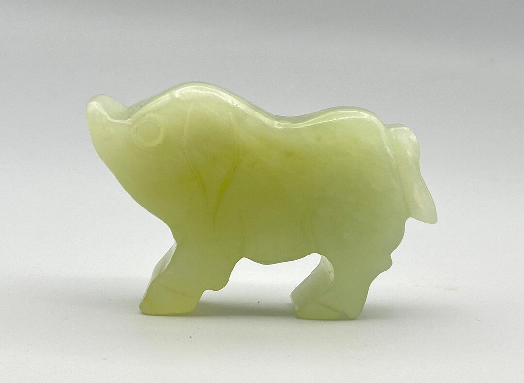 Real Jade Pig Chinese Zodiac, Figurine, Sculpture, Nature Jade, Healing ...