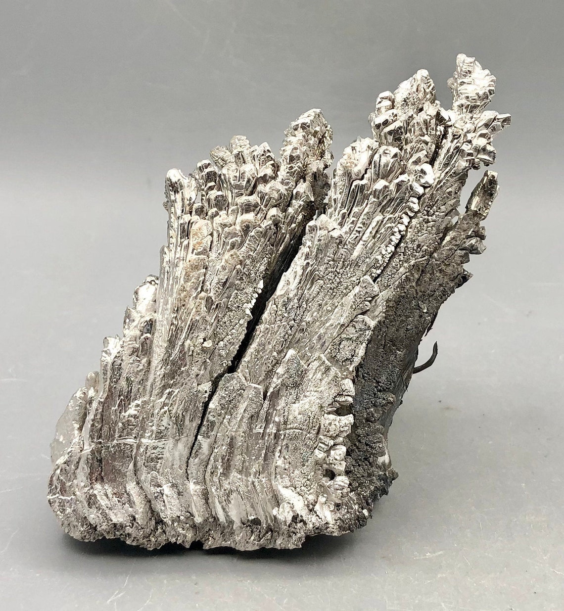 Magnesium Crystal Cluster. Magnesium Ore Specimen Stone. Size | Etsy