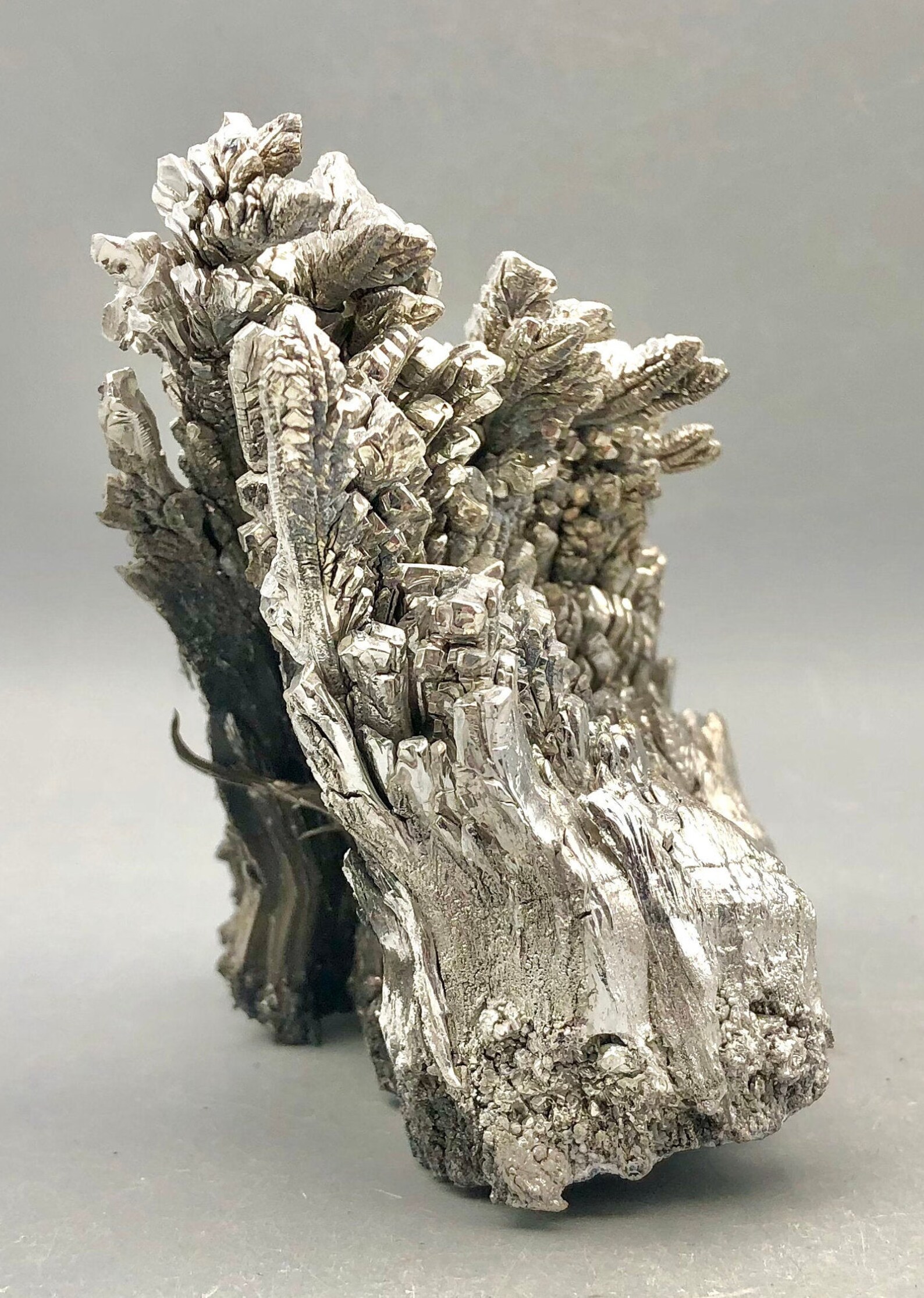 Magnesium Crystal Cluster. Magnesium Ore Specimen Stone. Size | Etsy