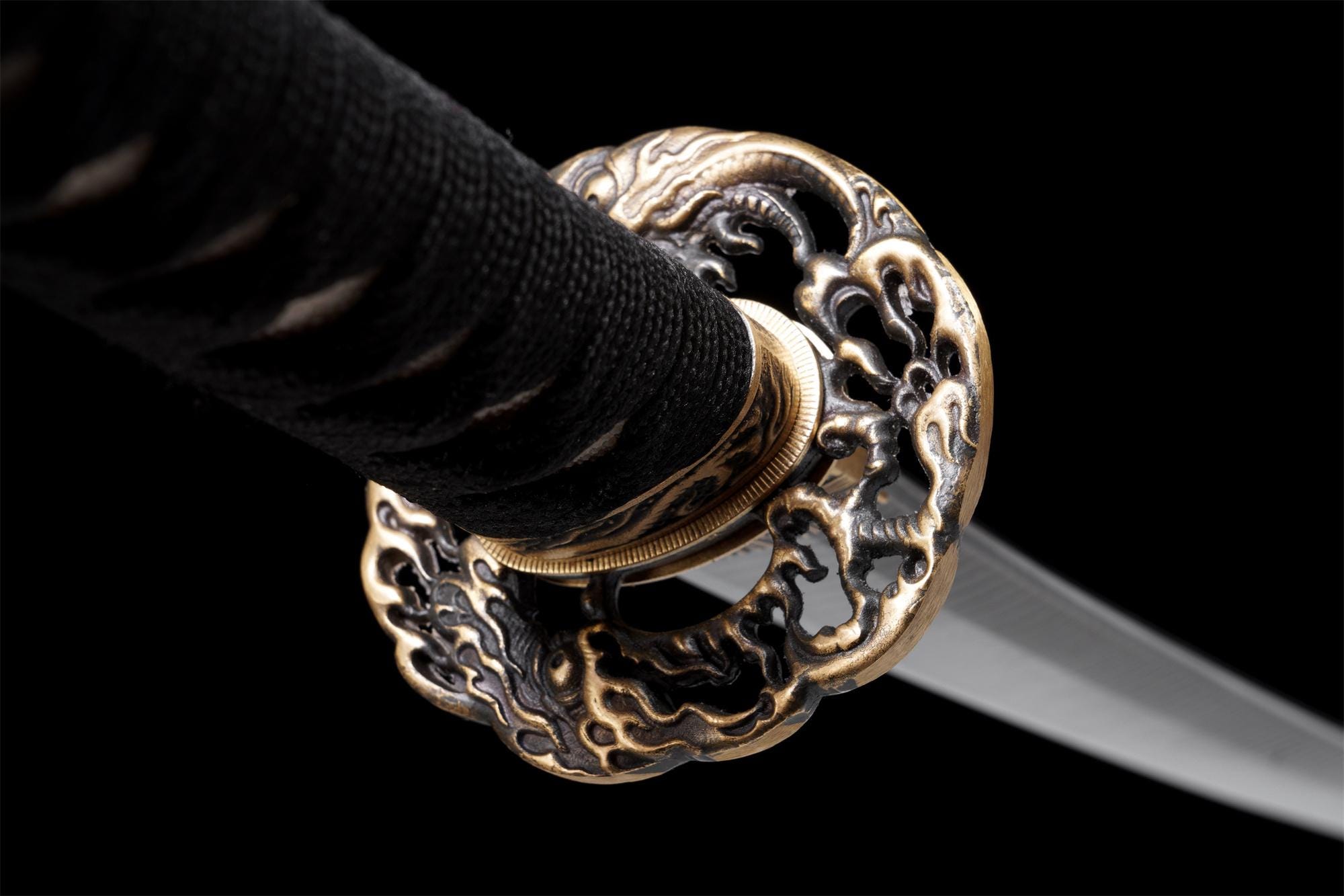 Hand-forged Japanese Katana, Damascus Steel With Ladder Pattern, Dragon ...