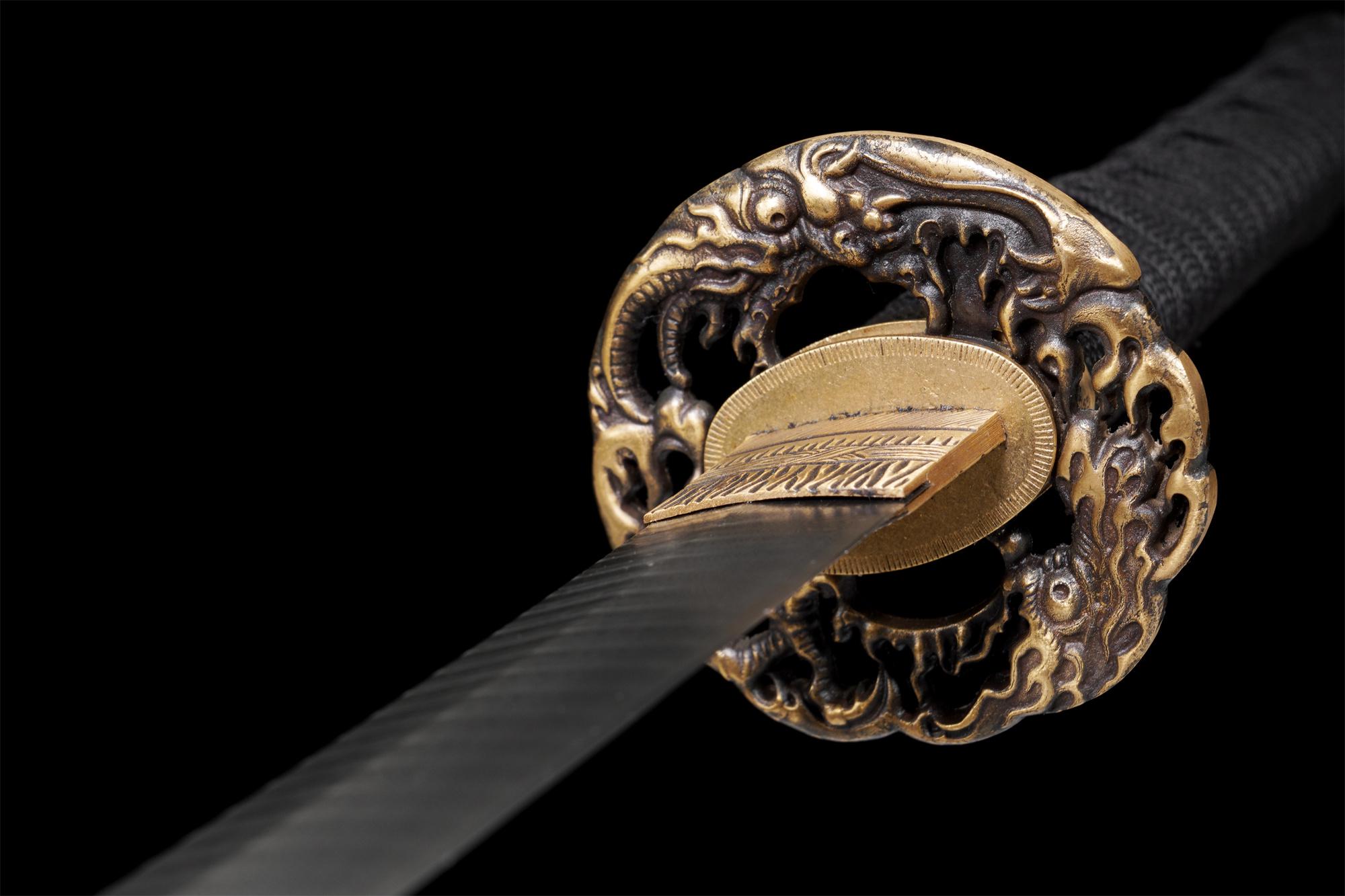 Hand-forged Japanese Katana, Damascus Steel With Ladder Pattern, Dragon ...