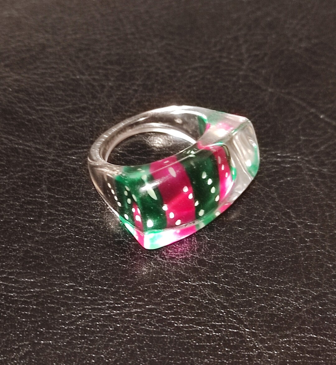 Vintage Clear Plastic Ring Beautiful Lucite Ring - Etsy