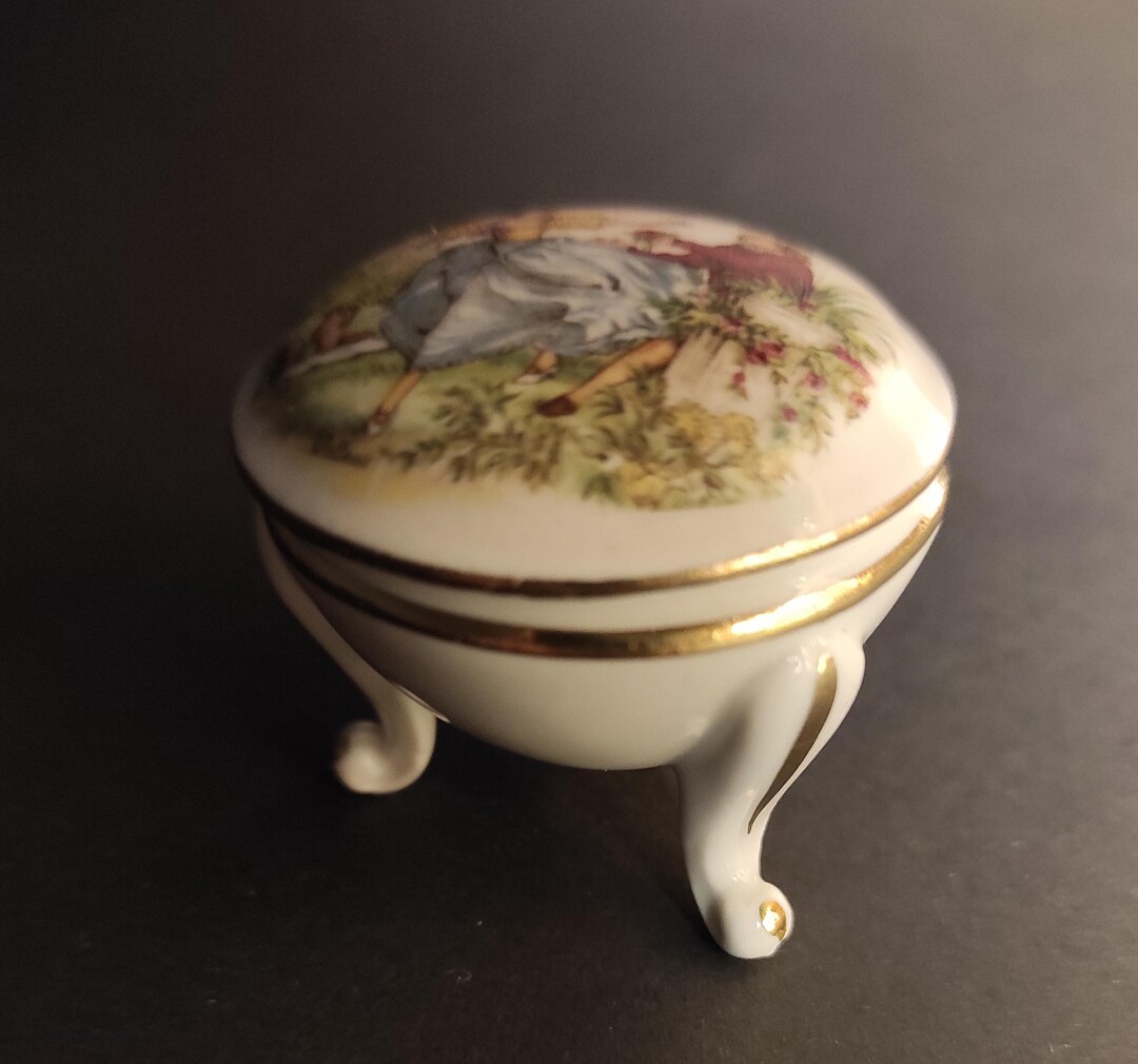Vintage French Limoges Pill Box/very Small Collectible Pill Box on Legs ...