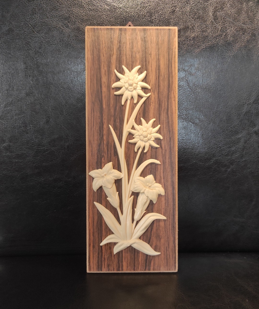 Vintage Plastic Flowers of Edelweiss and Lilies on a Wooden - Etsy