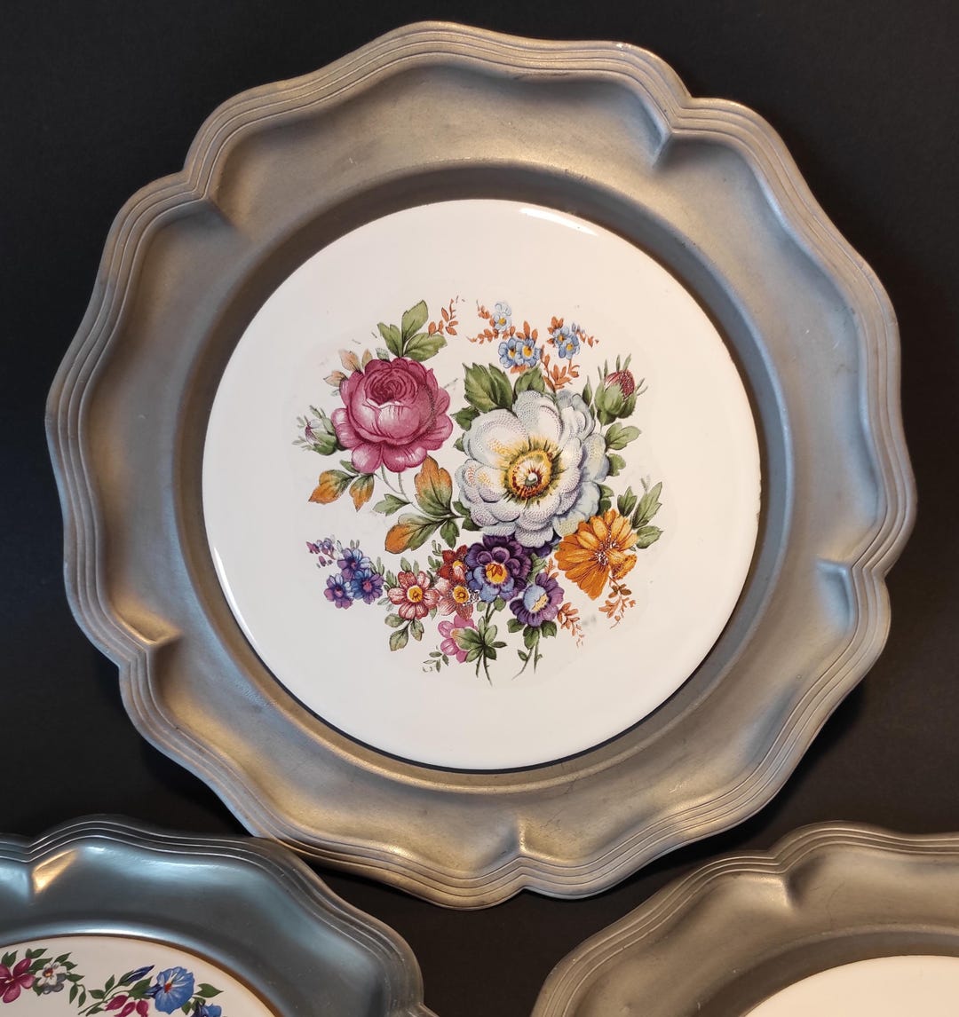 Vintage German Decorative Tin Tray or Plate 9", 22.5cm/wall Plate With ...