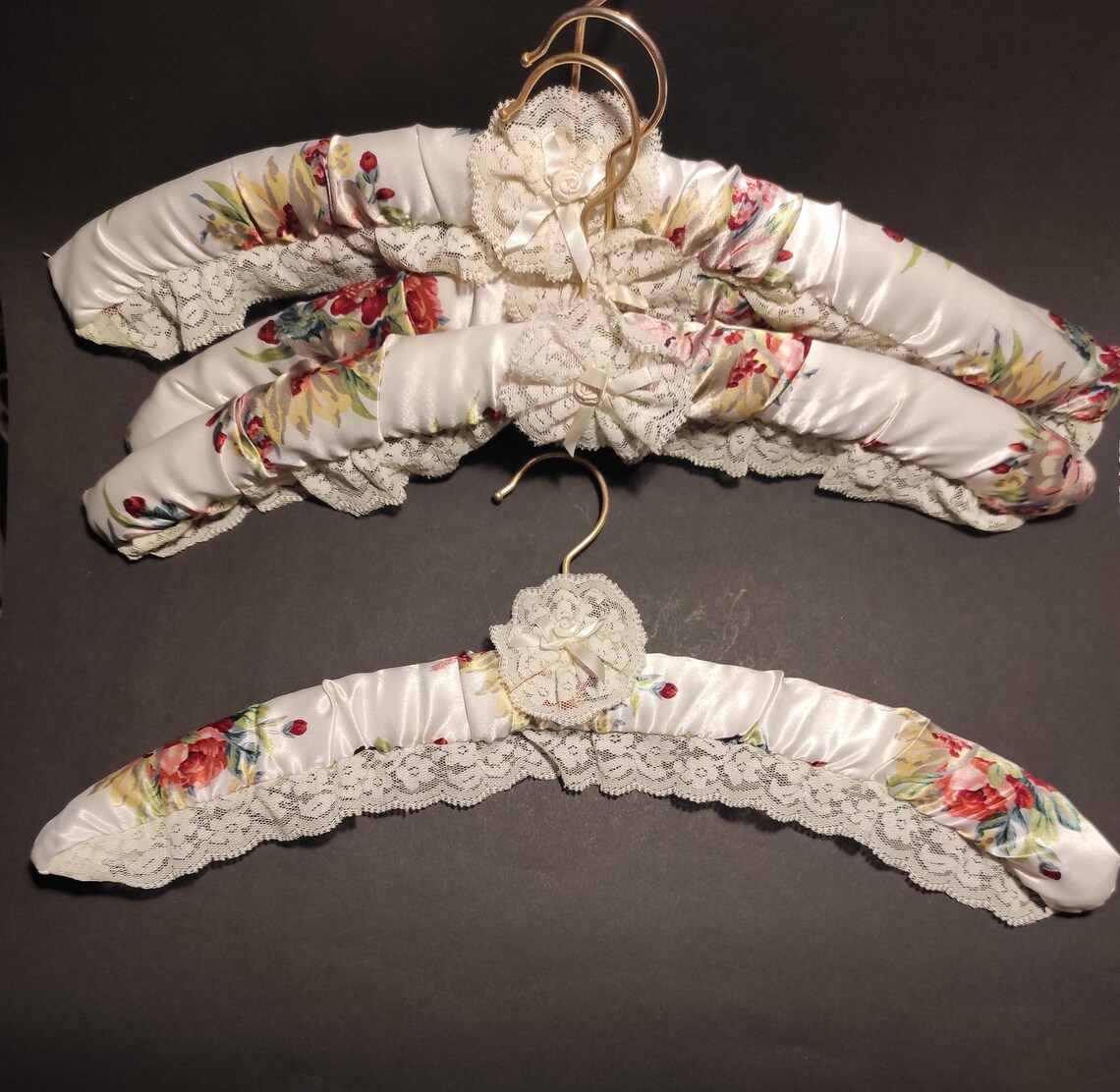 Set of 4 Delicate Vintage Satin and Lace Hangers/ Clothes Hangers ...