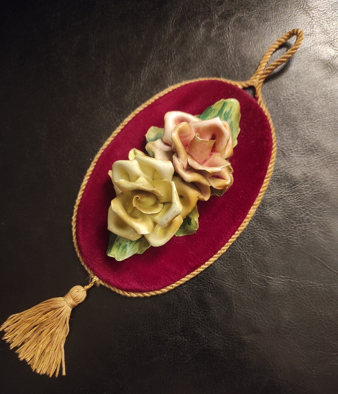 Vintage Italian Porcelain Roses on a Velvet Trestle/ Vintage Velvet ...