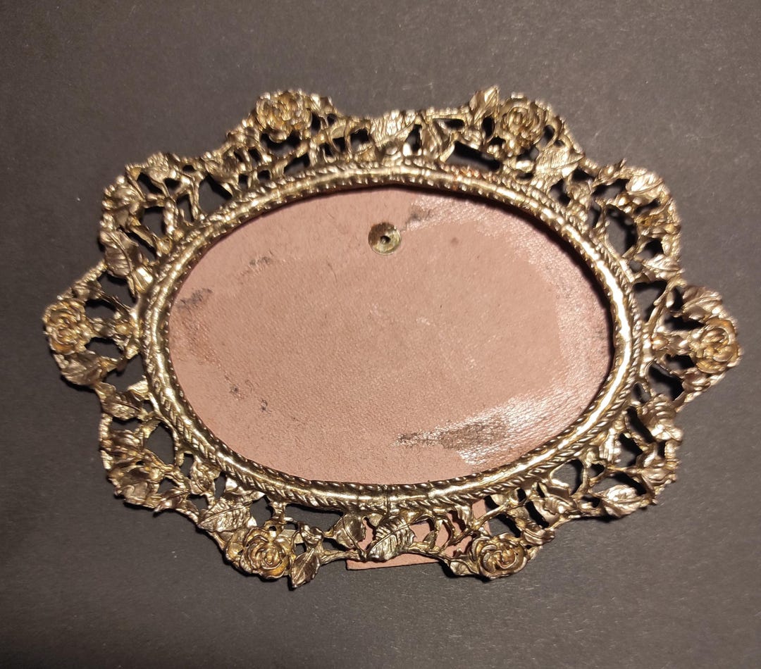 Vintage Oval Metal Brass Plated Photo Frame - Tabletop Brass Plated ...