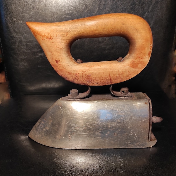 Antique Sad Iron - Etsy