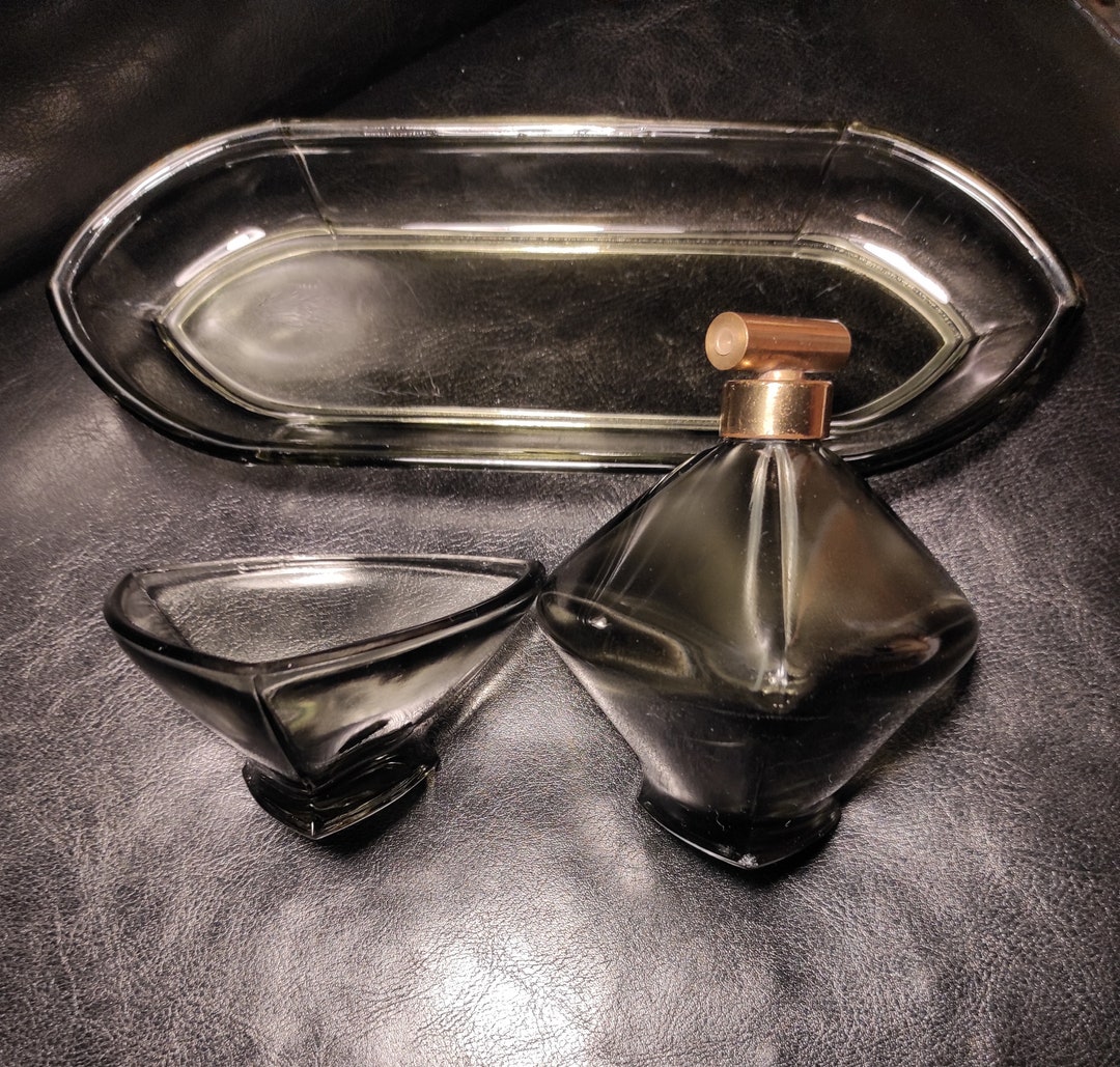 Vintage Olive Green Glass Vanity Set. Perfume Bottle and Bowls - Etsy