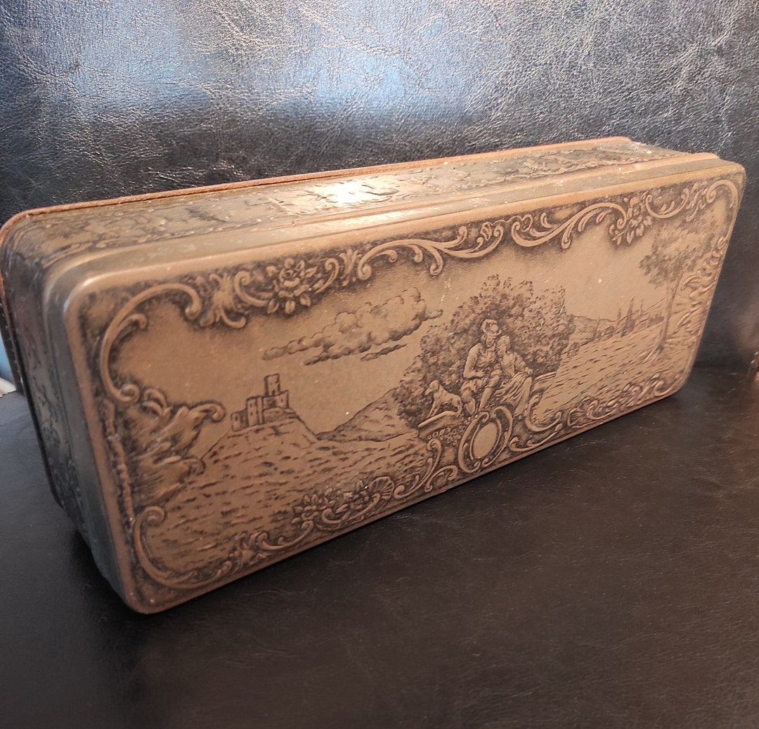 Vintage Cookie or Gingerbread Tin Box. Rusty German Tin Can for Your ...