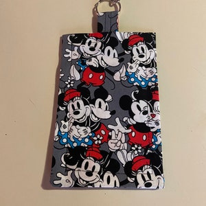 VAPE POUCH / Cute Mickey & Minnie Mouse Lanyard Pouch / Vape Holder ...