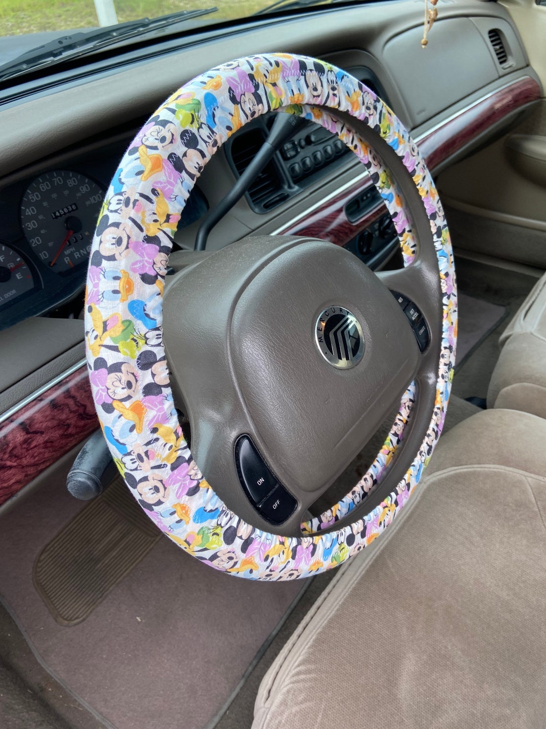 MICKEY & FRIENDS Steering Wheel Cover / Mickey Minnie Goofy Donald ...