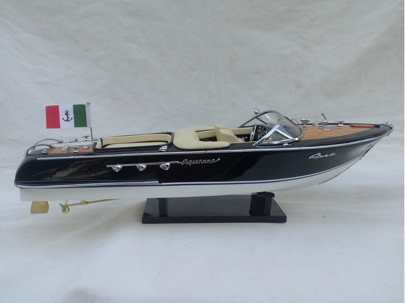 Handmade Wooden Riva Aquarama 26" Wood Model Boat L60cm Black & Cream ...