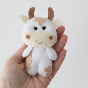 Felt Farm Animals Sewing PDF Pattern, Horse, Pig, Sheep, Cow and Chick ...