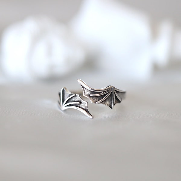 Wing Ring - Etsy