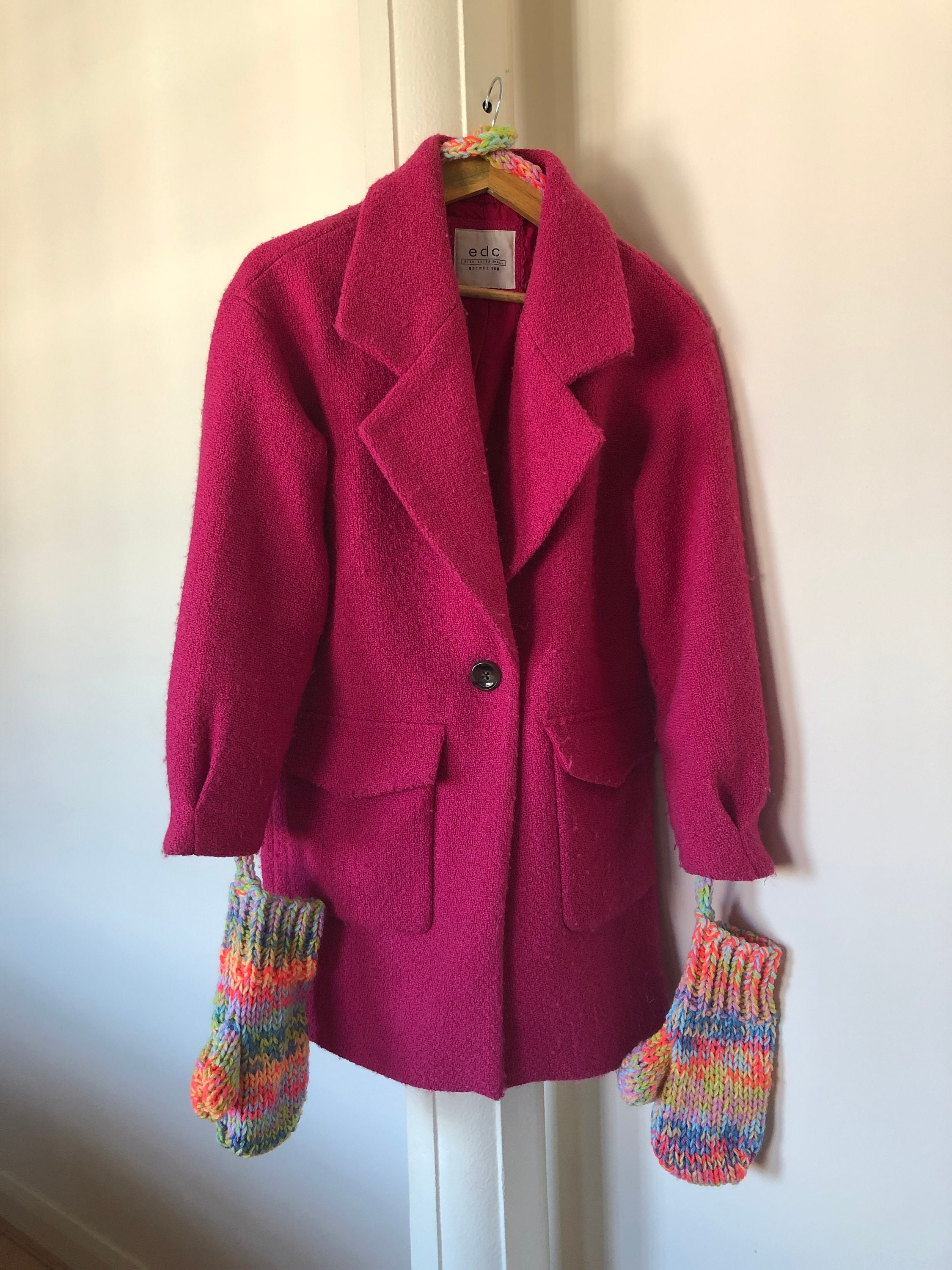 Hand Knitting Pattern the Maud Mittens - Etsy