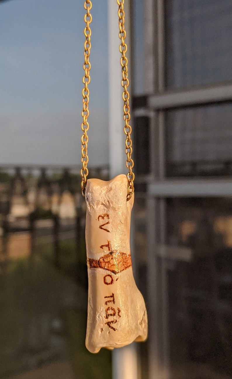 Ouroboros Knuckle Bone Necklace Small Real Humanely - Etsy.de