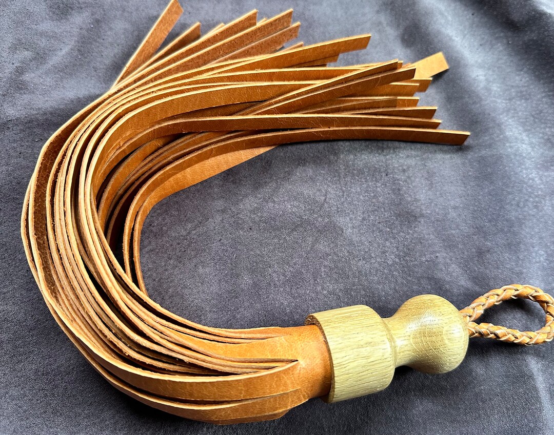 Luxury Deerskin Flogger With Ball Palm Hand-turned Handle.rrp85 - Etsy