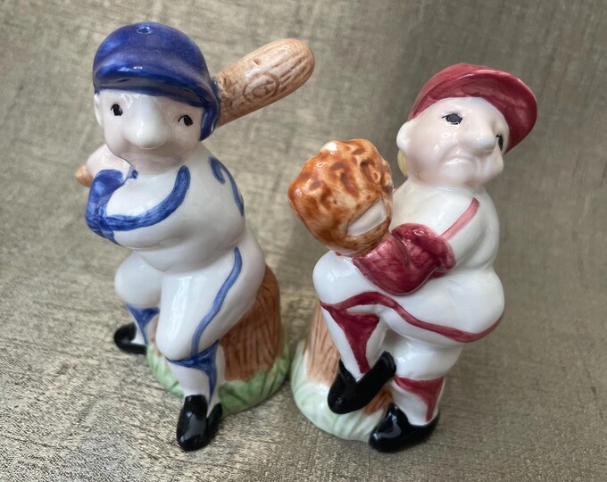 Vintage OCI Pitcher and Batter Baseball Salt and Pepper Shaker Set - Etsy