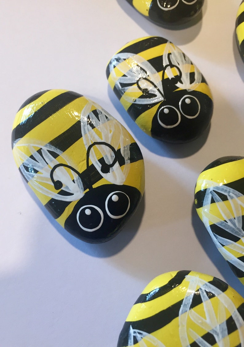 Bumblebee Painted Pebble Bee Rock Pocket Pebble Small Bumblebee ...