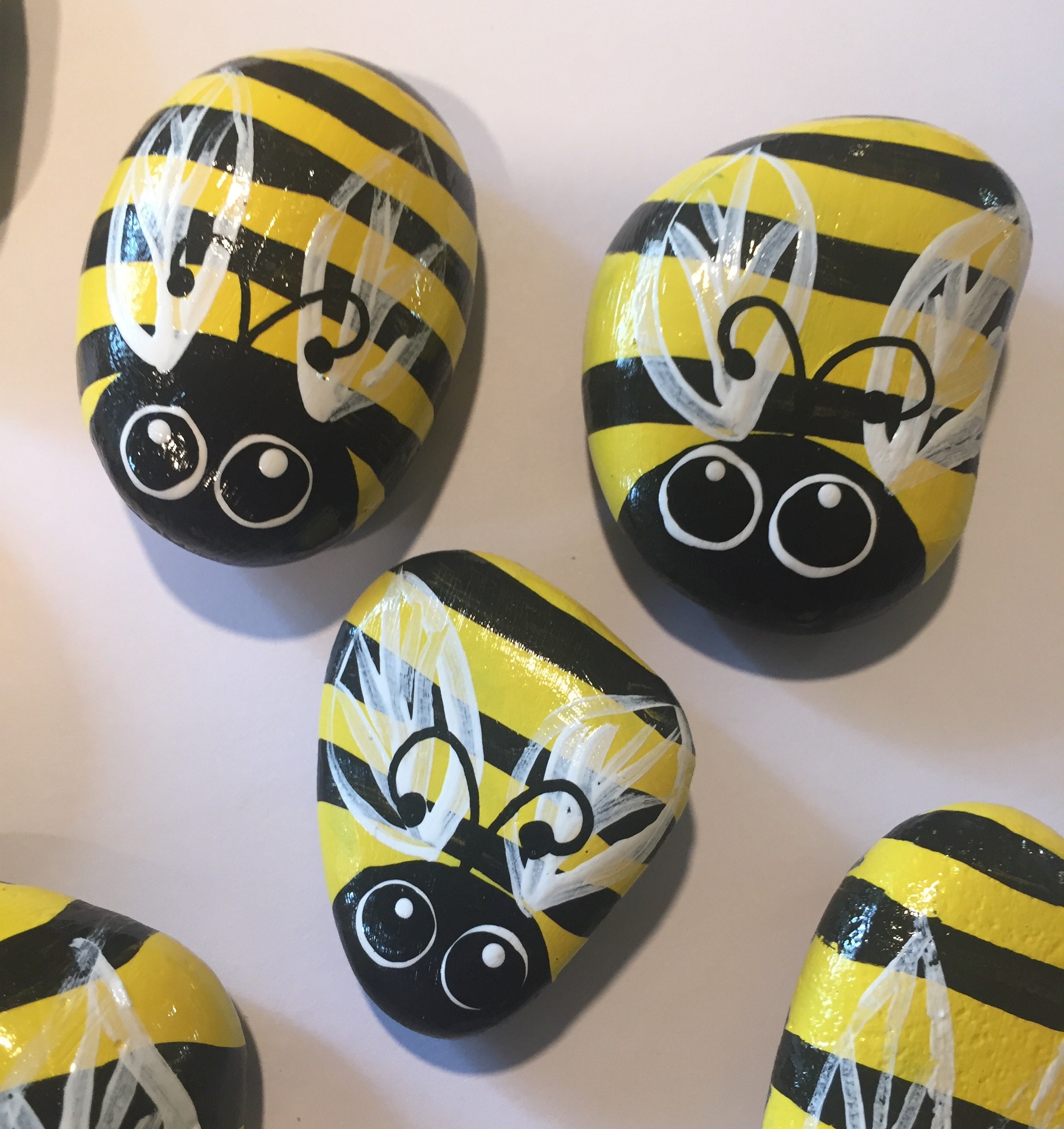Bumblebee Painted Pebble Bee Rock Pocket Pebble Small - Etsy