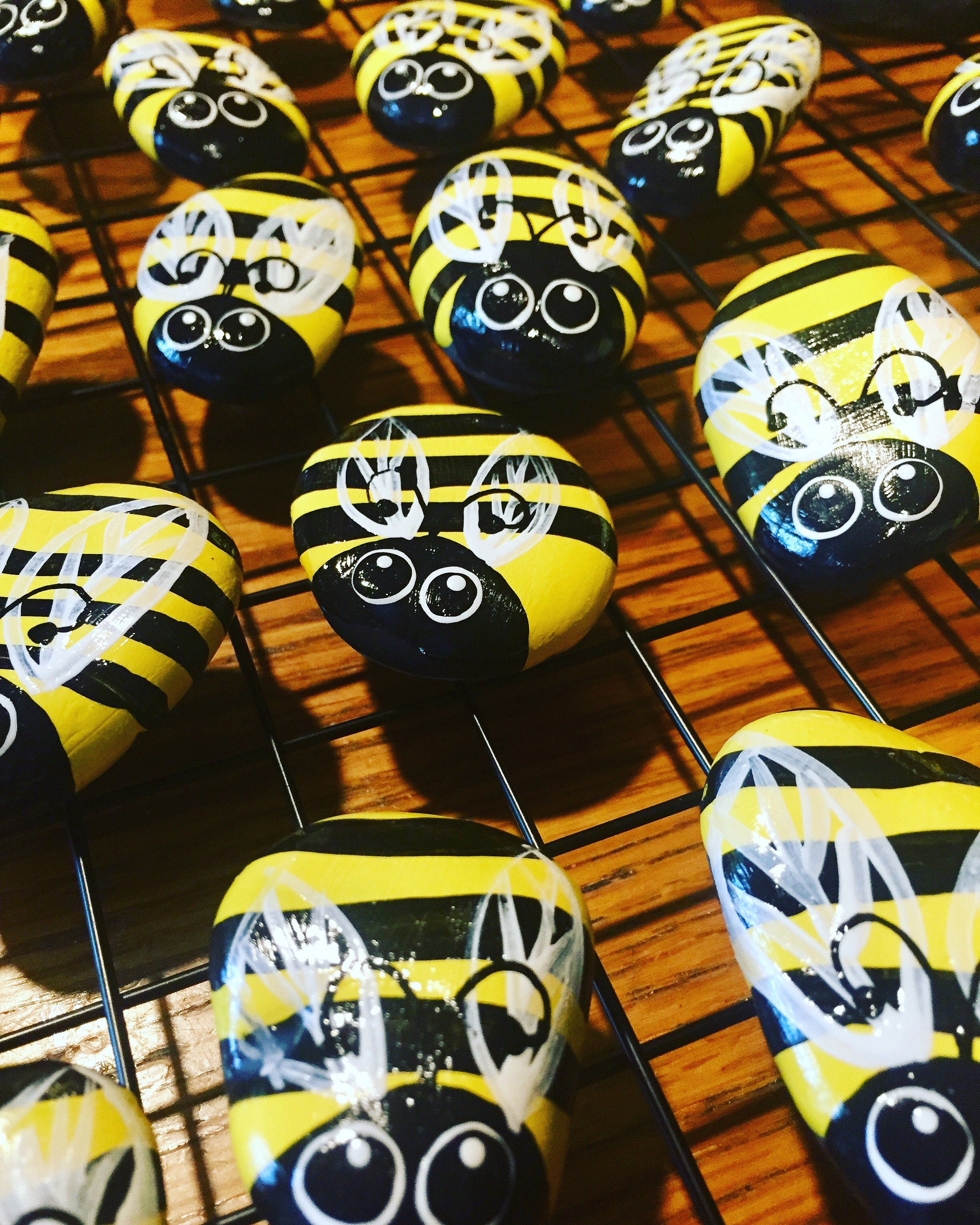 Bumblebee Painted Pebble Bee Rock Pocket Pebble Small Bumblebee ...