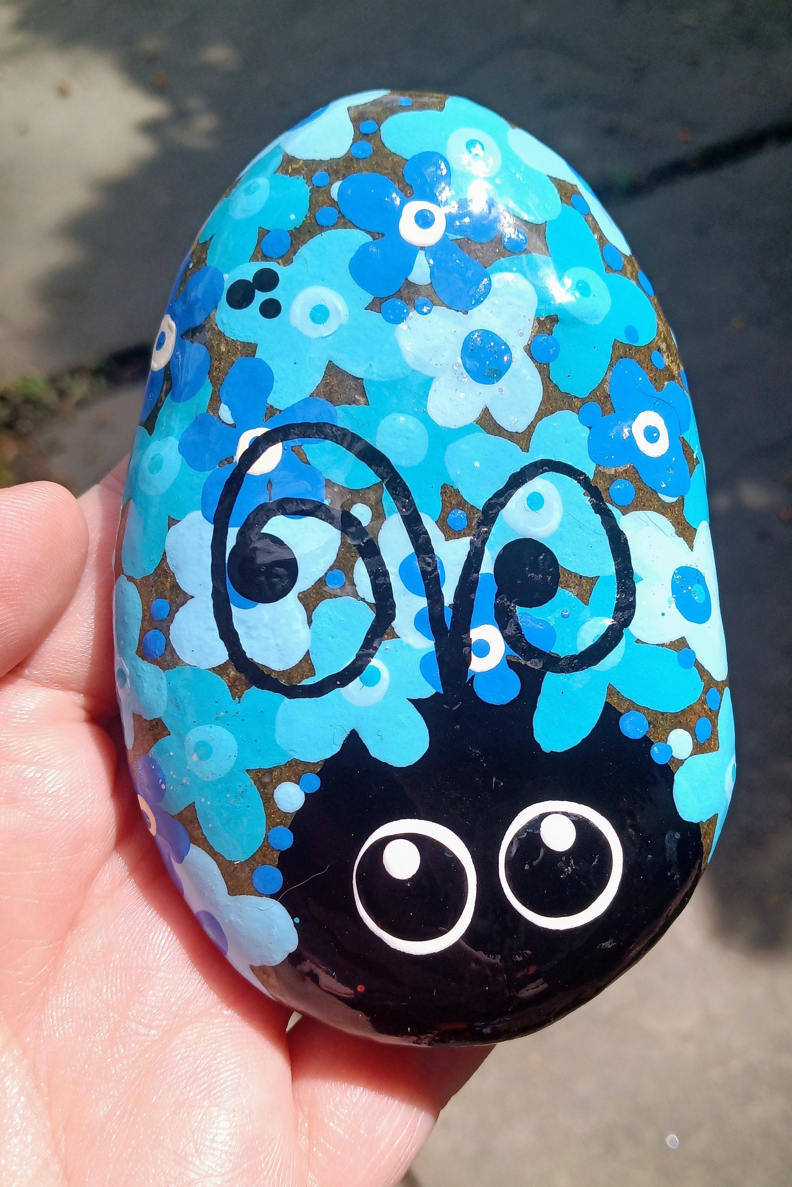 Red White & Blue Blooming Ladybug Painted Rock, Large, Paperweight ...