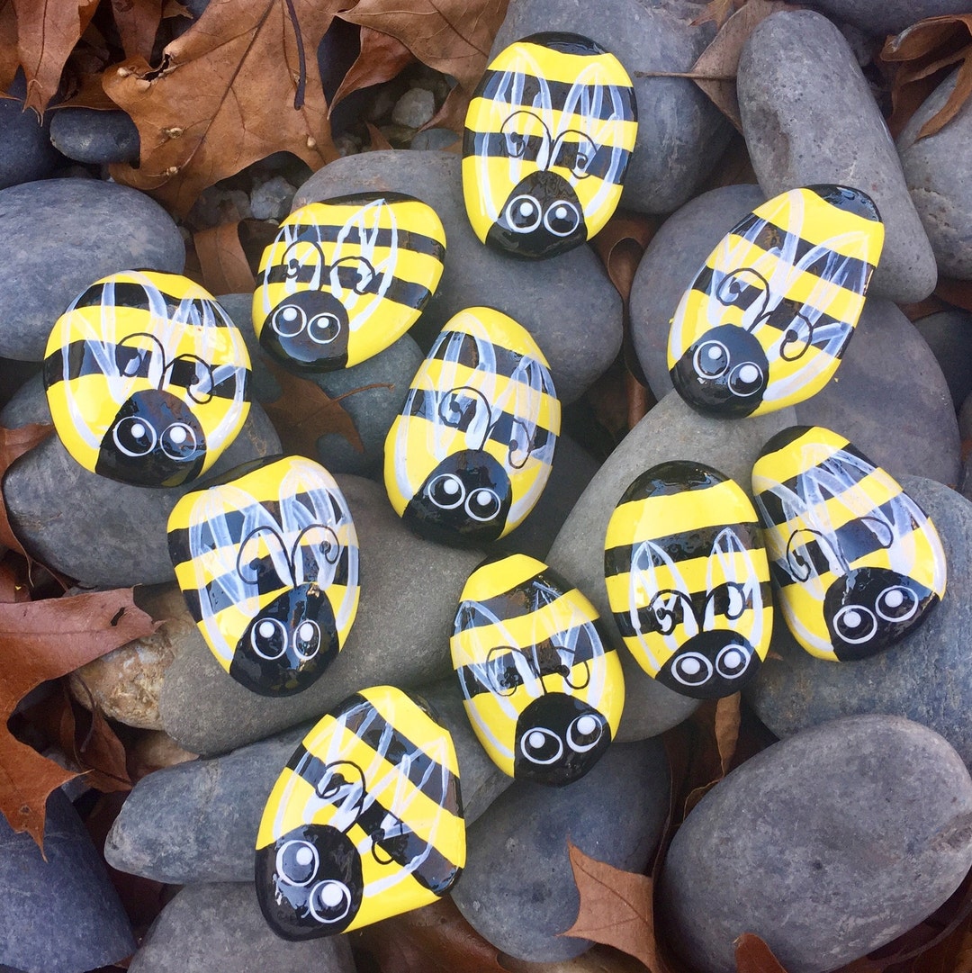 Set of 10 Bumblebee Painted Rocks, Bee Rocks for Garden, Home Decor ...