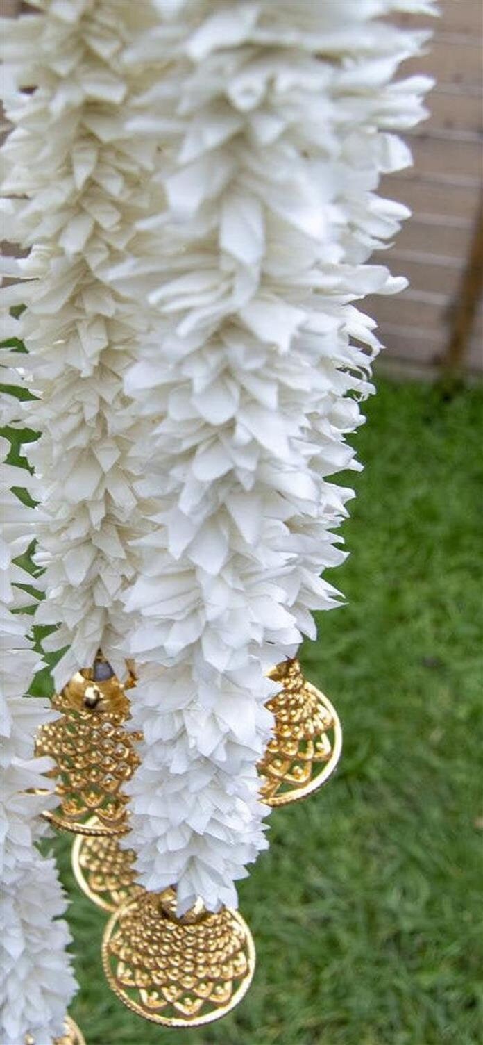 5 Feet White Jasmine Artificial Garland With Bells Flower Home, Party ...