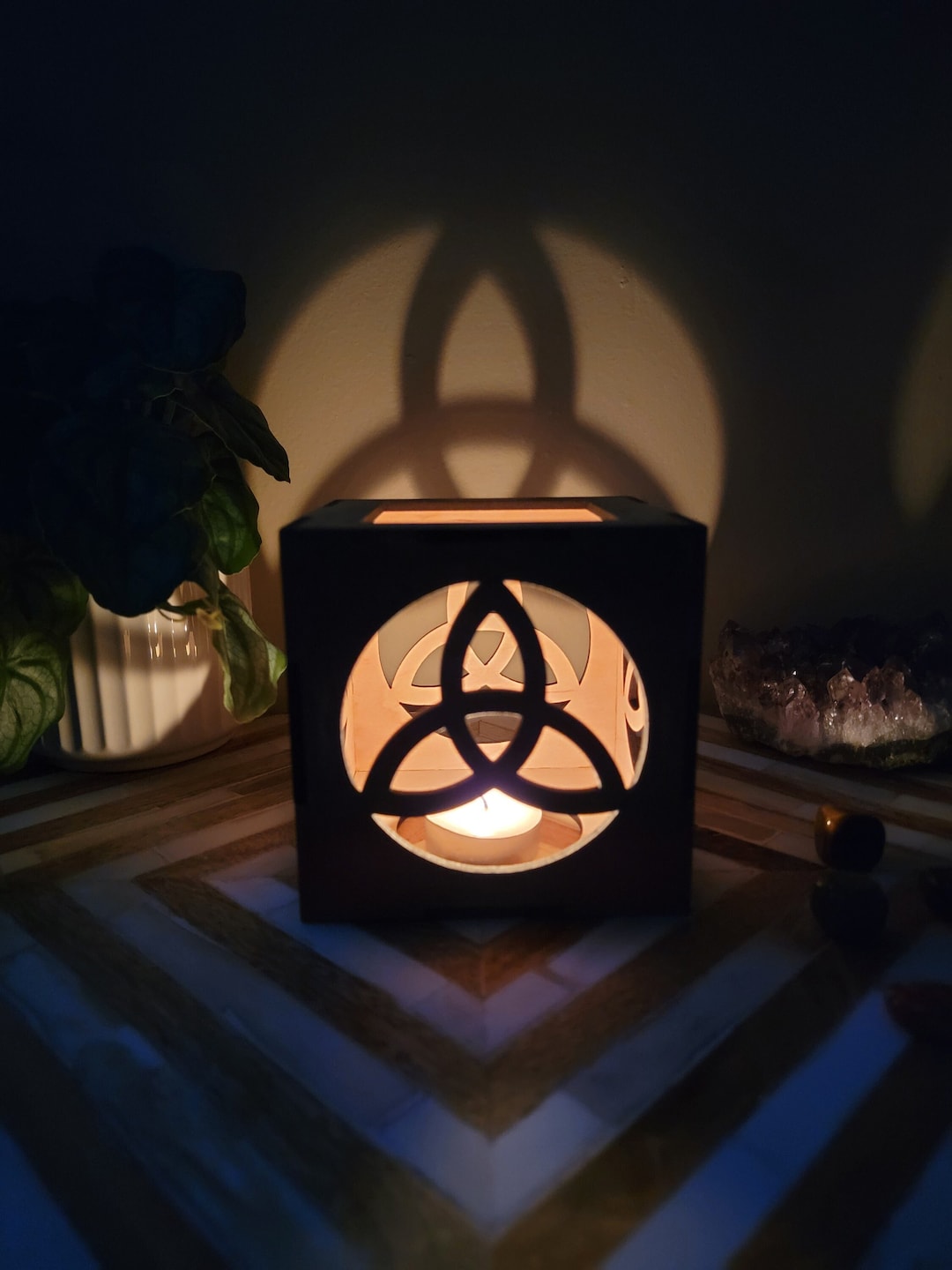 Triquetra Shadow Lantern: Celtic Knot Tealight Holder - Etsy