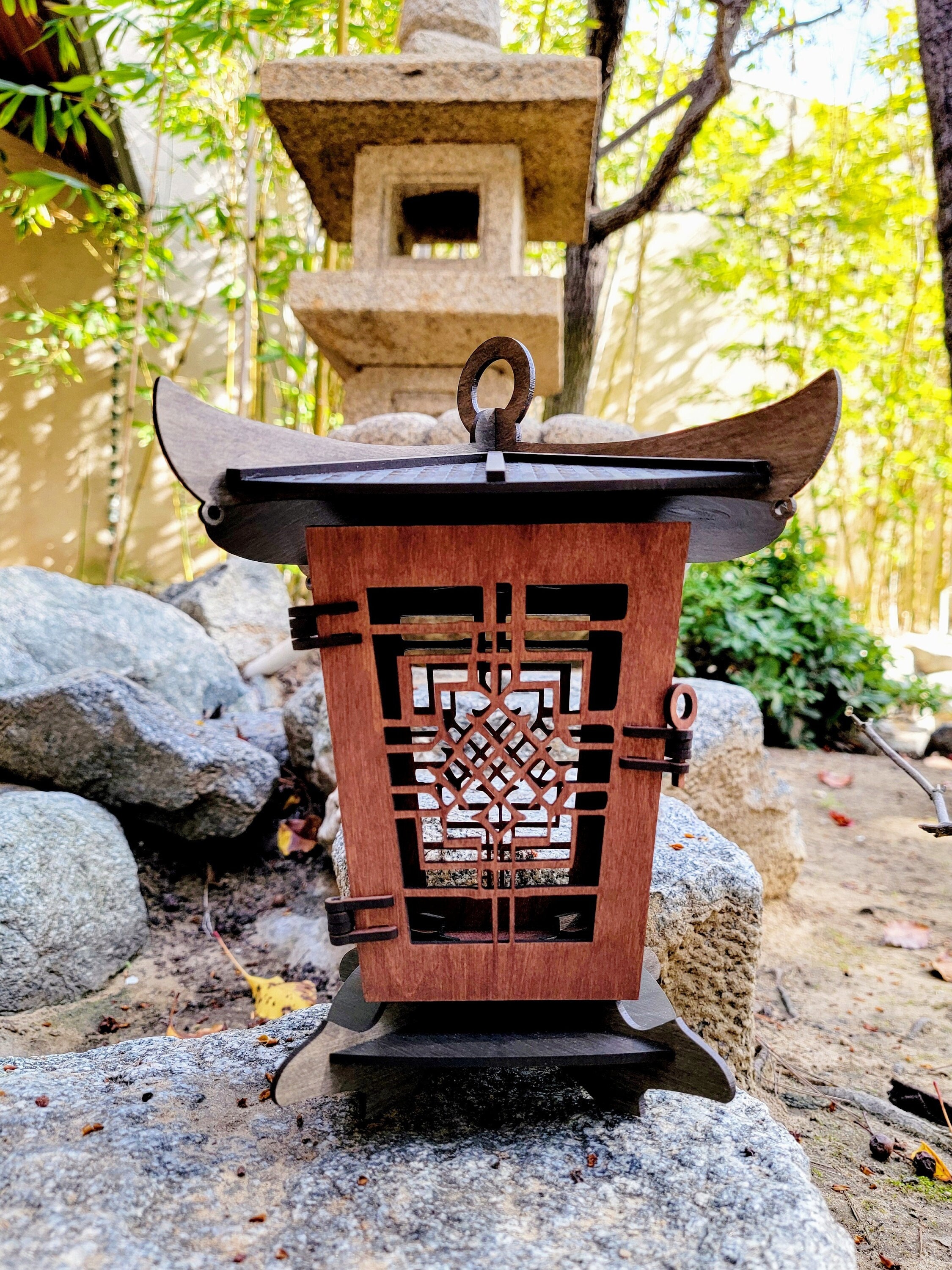 Japanese Pagoda Lantern, Garden Pagoda Lantern, Outdoor Wooden Japanese ...